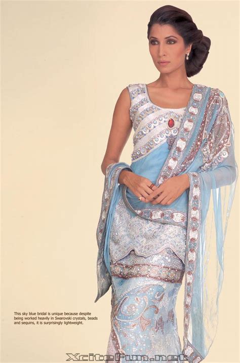 Vaneeza Ahmad Wedding Gold Collection Fashion Shoot