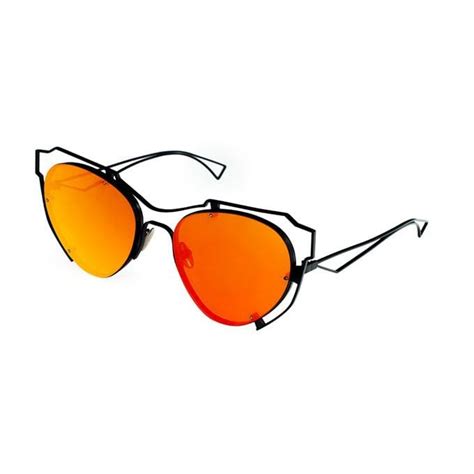 Showcase Your Personality With Glassing Sunglasses Signé Magazine
