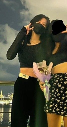 Cum Tribute Request To A Slutty Friend Named Rachel Pic