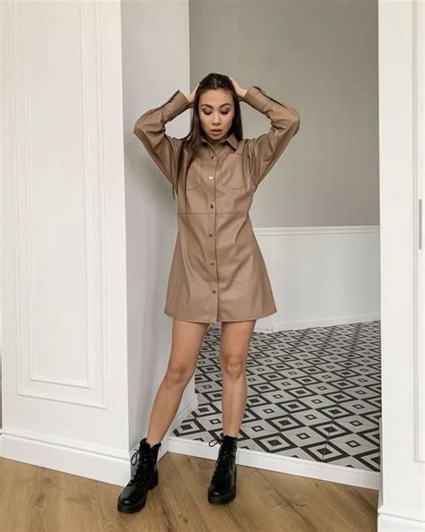 Сукня жіноча — ціна 300 грн у каталозі Короткі сукні Купити жіночі речі