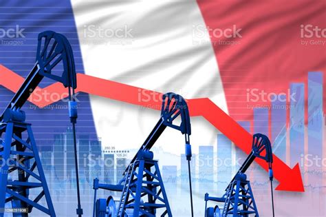 프랑스 국기 배경프랑스 석유 산업 또는 시장 개념의 산업 그림에 낮추는 떨어지는 그래프 3 차원 일러스트 레이 션 0명에 대한