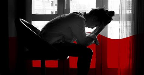 Im A Divorced Mom Of Teens And Ive Never Felt So Lonely