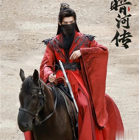 《暗河传》新路透惊艳亮相，龚俊红衣纵马英姿飒爽，男配角颜值同样抢镜！