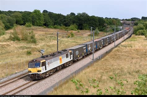 Db Cargo Class 92 At Harrietsham