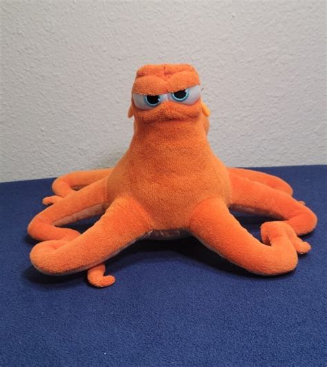Finding Dory Hank Toy