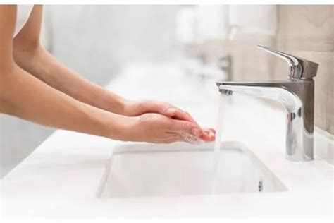 Dyshidrotic Eczema คือ อะไร เกิดจากอะไร รักษายังไงดี