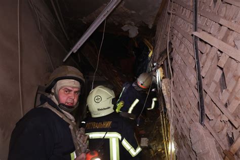 Ракетний удар по Харкову — ДСНС показала наслідки обстрілів РФ Новини Live