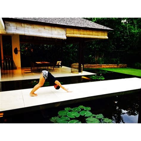 11 способов улучшить позу Собаку мордой вниз Smartyoga Лии Воловой