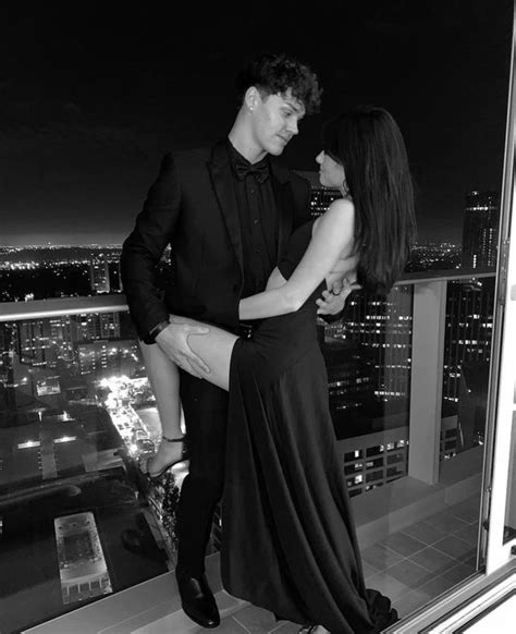 The Synchrony Of Our Gaze Beautiful Women Photography Photo Pose For Man Cutest Couple Ever