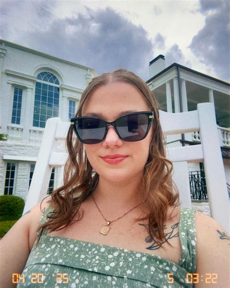 Madelyn Alexander Madelynea • Instagram Photos And Videos