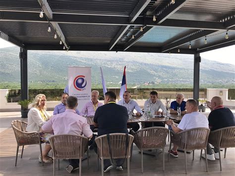 Представници синдиката из региона на састанку у Требињу Радио Требиње