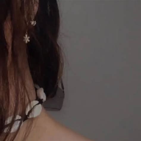 Ah Zoe Threads Say More