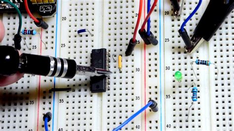 7406 74ls06 Hex Inverter With Open Collector High Voltage Output Demonstration Circuit Youtube