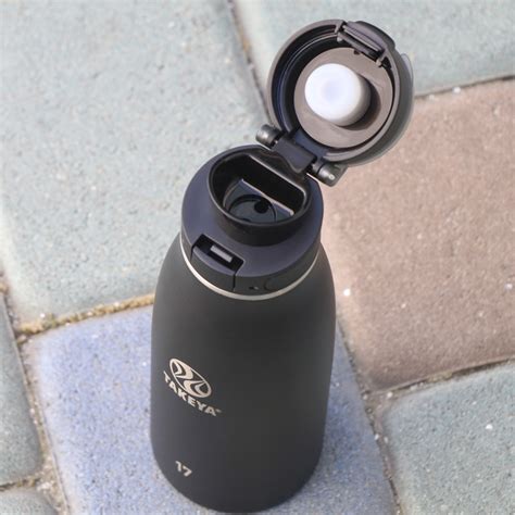 Traveler Fliplock™ Lid Takeya Usa