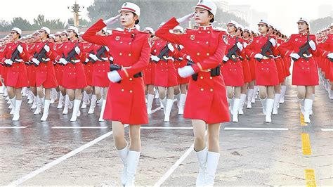 Chinese Women Military