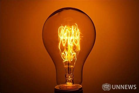 속보 대규모 글로벌 정전으로 인해 은행 항공사 통신 회사 Tv 및 라디오 방송사 슈퍼마켓을 포함한 기업이 오프라인