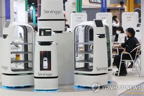 상담받는 예비 창업자들 연합뉴스