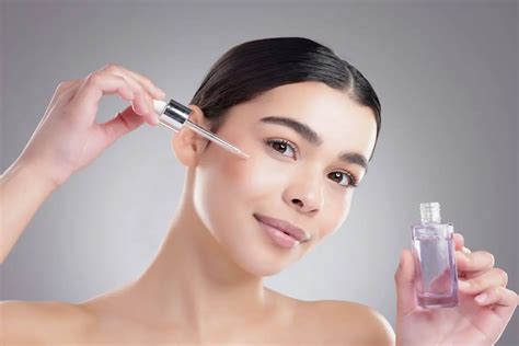 Perbedaan Essence Dan Serum Apa Yang Cocok Untuk Kulit Anda