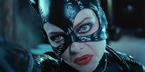 Did We Miss Michelle Pfeiffer S Catwoman In The Flash Trailer