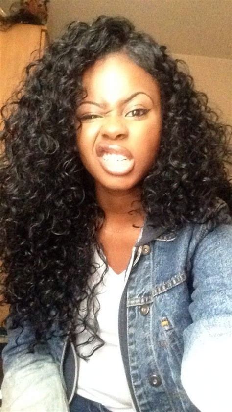 11 Brilliant Long Curly Weave Styles