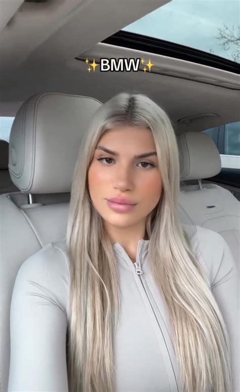 Nicole Dobrikov Influencerin Model Star Auf Onlyfans Umpromiwelt