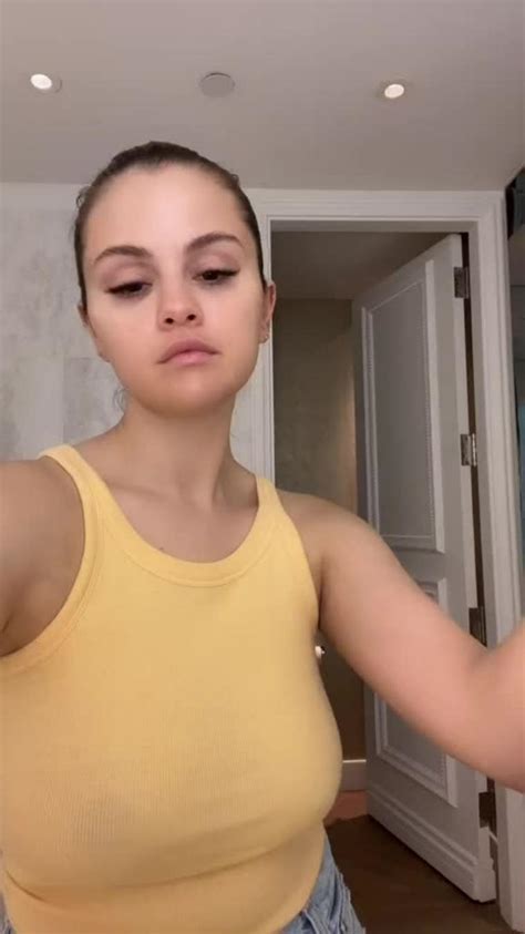 Selena Gomez Sexy Hot Celebs Home