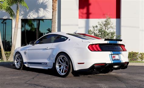 Ford Mustang Shelby Gt500 Super Snake