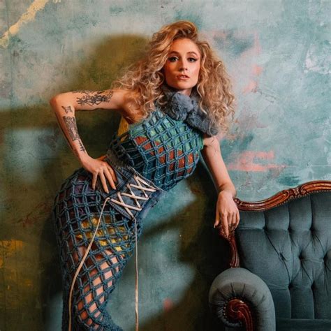 Janet Devlin Announces Australia Tour Support For Russell Crowe