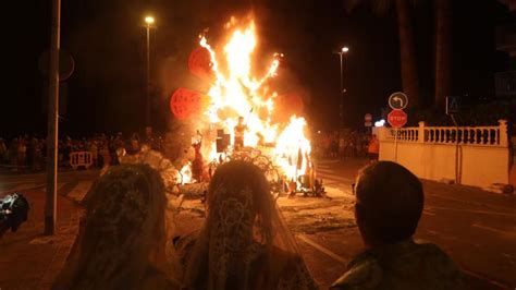 La Hoguera De La Cala Celebra Sus Días Grandes Con Motivo De Las