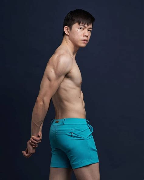 Json Yau นายแบบจีน เป้าตุง หุ่นเอ็กซ์ สุดเซ็กซี่ เกินบรรยาย