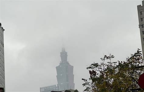補班哭哭！週末雨區擴大「又濕又涼」 天氣回穩時間曝光 天氣速報 生活 Nownews今日新聞