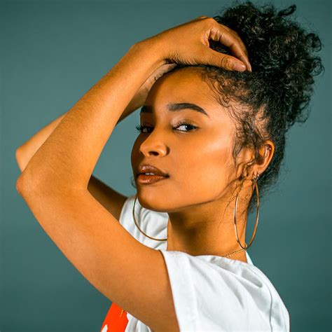 Women With Hairy Arms Embrace Natural Beauty Beautypg