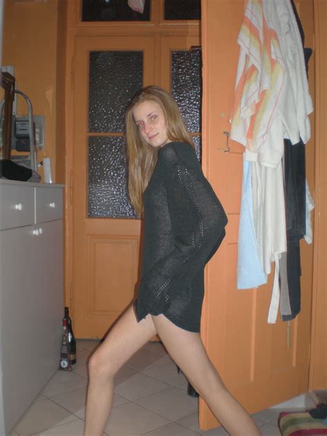 Re Amateur Teen Self Shots Intporn