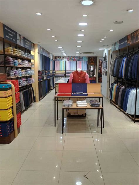 Finest Mens Suits And Clothing In Ranhola Extesion Delhi Raymond