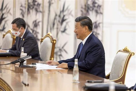 Ерөнхийлөгч У Хүрэлсүх БНХАУ ын дарга Ши Жиньпинтэй уулзлаа