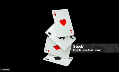 화이트 블랙과 레드 네 에이스 에 블랙 3d 일러스트 카드 여가활동 게임에 대한 스톡 사진 및 기타 이미지 카드 여가활동 게임 떨어짐 포커 Istock