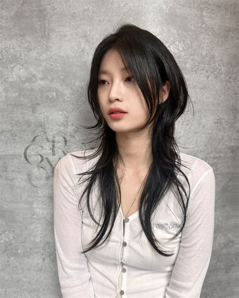 홍대 아르결 실장 디큐ㅣ홍대미용실 허쉬펌 허쉬컷 슬릭컷 슬릭펌 레이어드컷 레이어드펌 A Rgyol Dq • Instagram Photos And Videos