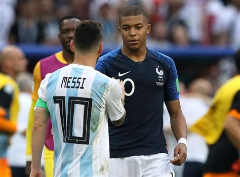 Jumlah Gol Mbappe Dan Messi Sama Siapa Dapatkan Sepatu Emas