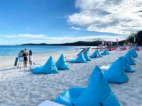 👉🏻ร้านหมึกซาซิมิ๊สดๆ ริมทะเลเกาะเสม็ดหาดทรายแก้ว🌊🦑 แกลเลอรีที่โพสต์โดย Meannaris Lemon8