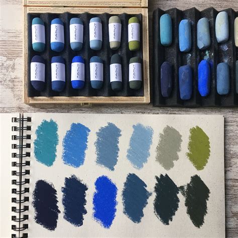 New Mamut Handmade Soft Pastel Set Small Spring Water — Mamut