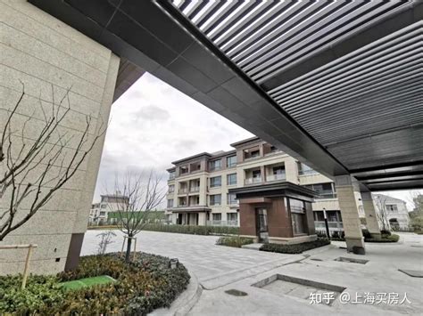 预计均价14万 m²东郊别墅区新品宝地东郊四季售楼处样板间已开放建面约139 208m²叠墅 联排 知乎