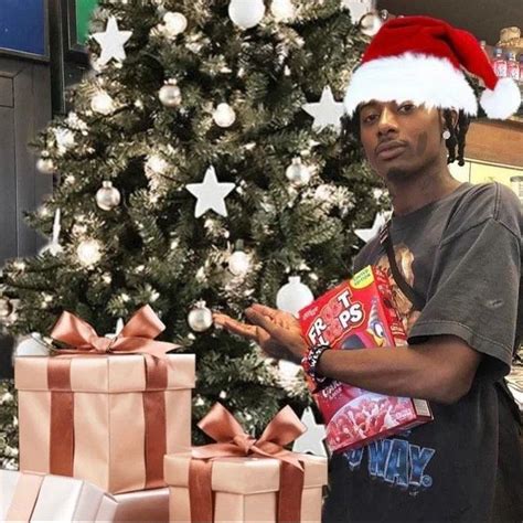 Pin By Korudoseido On 228 Rappers Rappers Christmas Aesthetic Christmas