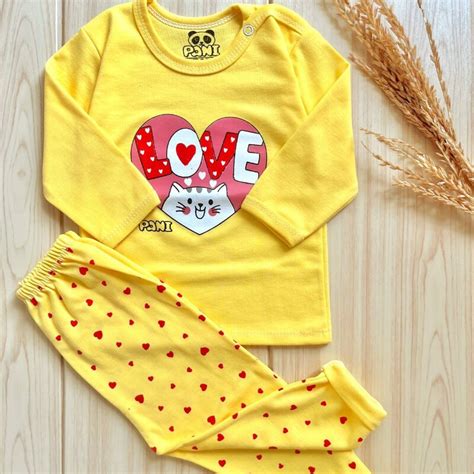 خرید و قیمت لباس نوزادی و بچگانه لباس نوزادی بلوز شلوار کیتی لاو از