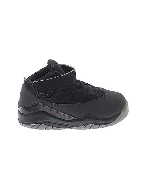 Air Jordan Black Sneakers Size 7 68 Off Thredup