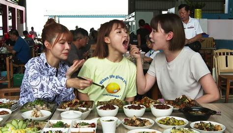 樂天女孩放話想篡位 李懿慘丟《懿想》主持棒？1動作霸氣反擊 娛樂星聞