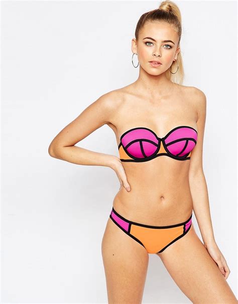 Victorias Secret Is No Longer Selling Swimwear Teen Vogue