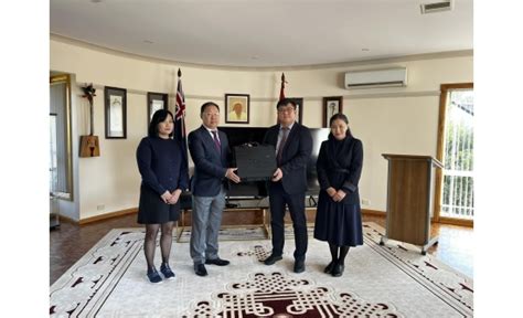 Монгол Улсаас Австралийн Холбооны Улсад суугаа Элчин сайдын яам Embassy Of Mongolia To Australia