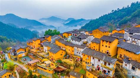 安徽歙县阳产土楼景如画 人民图片网