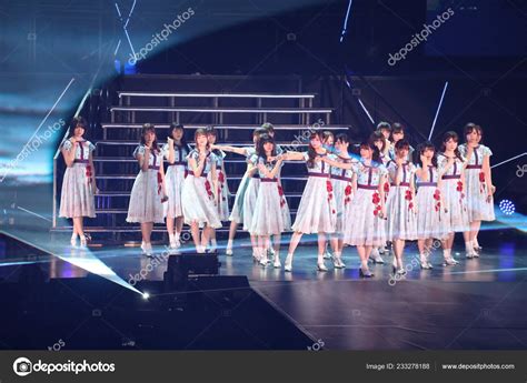 Members Japanese Girl Idol Group Nogizaka46 Perform Concert Shanghai China — Stock Editorial