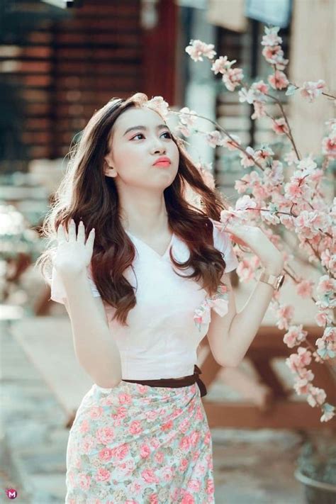 ရိုးရိုးလေးနဲ့ လှတဲ့ မြန်မာဝတ်စုံ Inspiration Idea များ